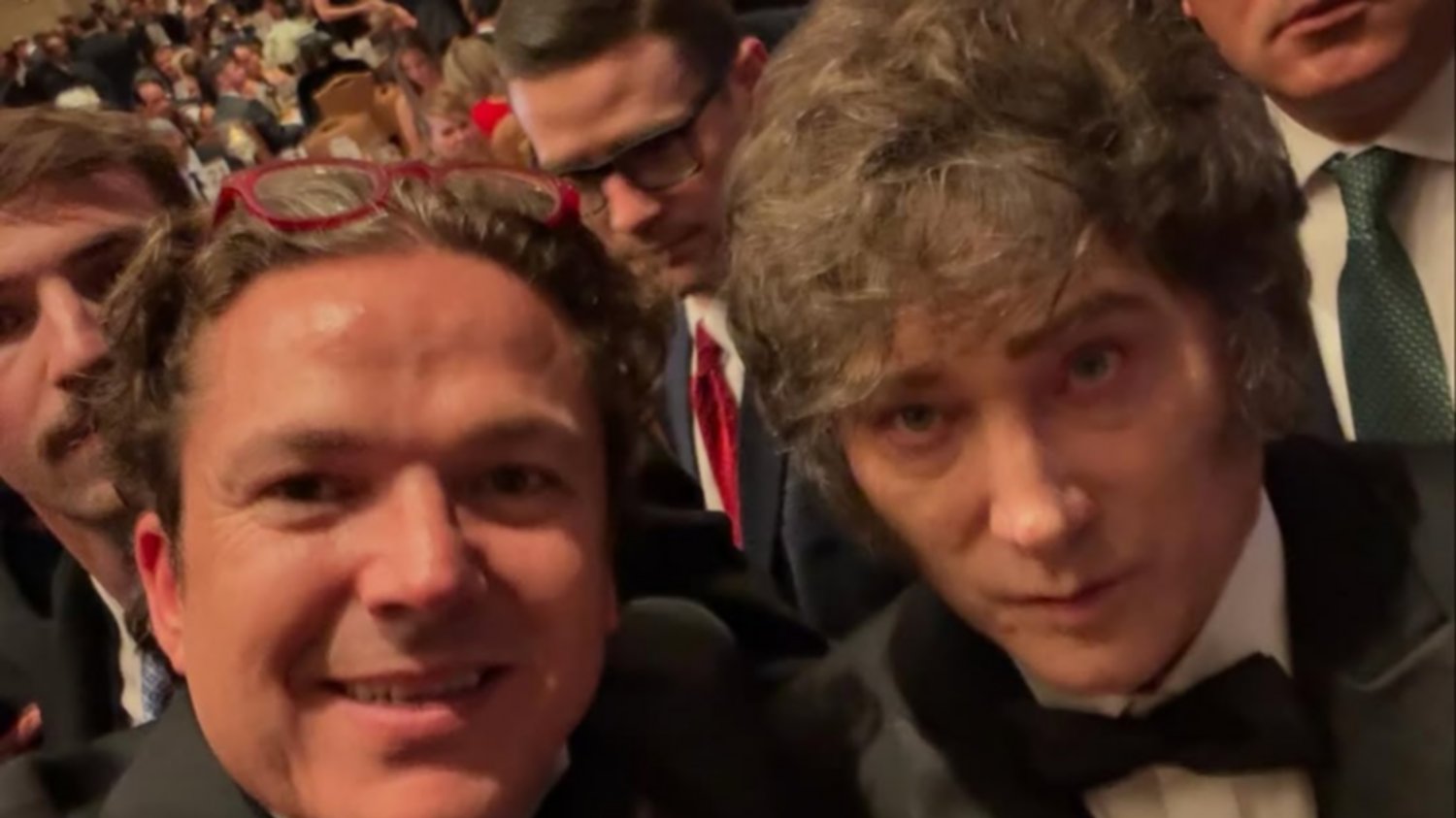 Rodrigo Arenas, presidente editor de República, comparte con Javier ...